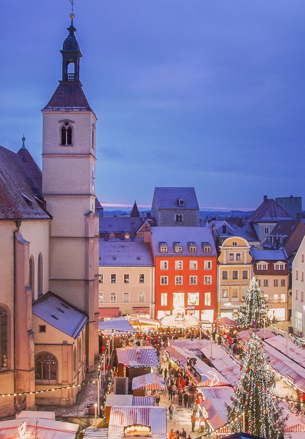 Christmas on the Danube - 2027 Dates & Pricing - Regensburg to Budapest ...