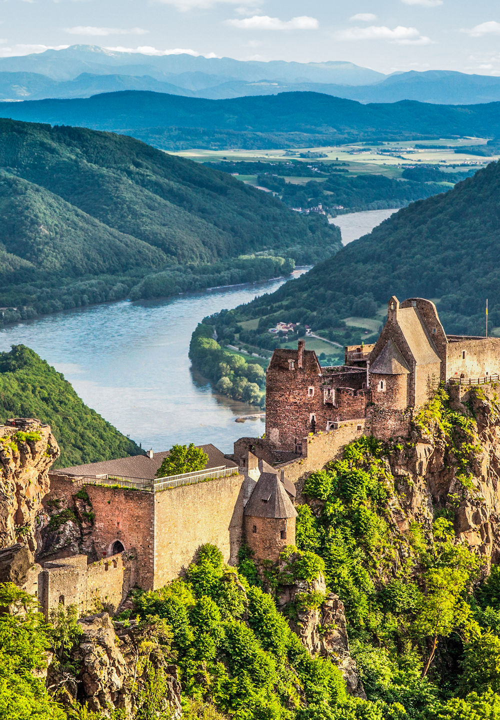 Grand European & Viking Fjords - 2026 Dates & Pricing - Budapest to ...
